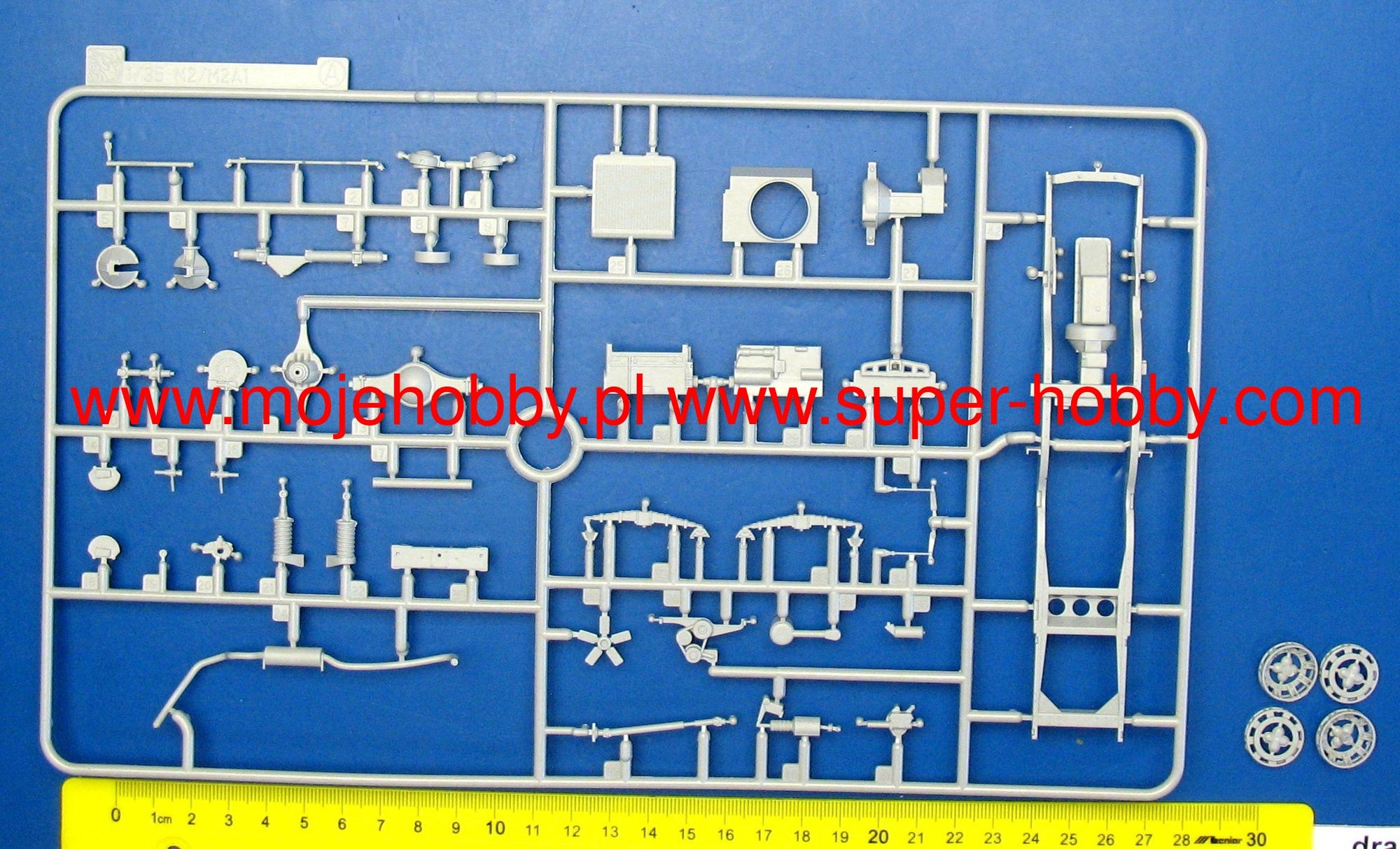 Dragon 1/35 IDF M3 Half Track [3569]