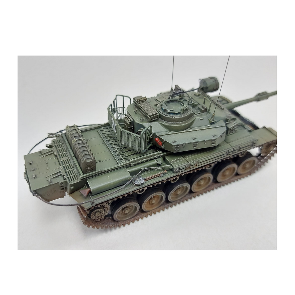 Vespid 1/72 Scale Centurion Tank Mk 5/1 (With Australian Markings)